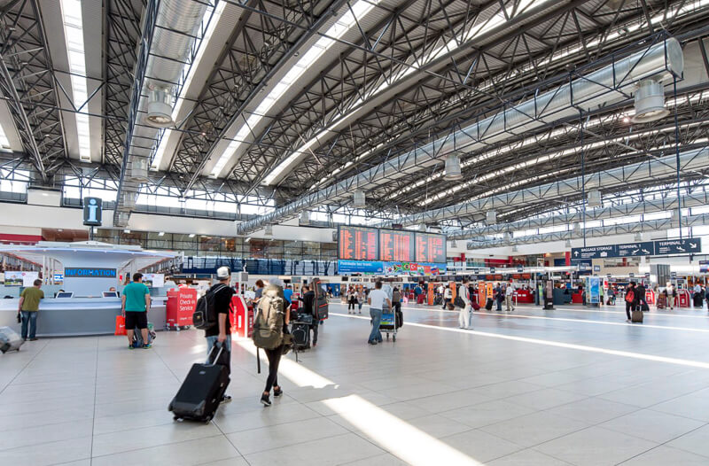 How to get to Prague: The best ways for travelers | Prague Views